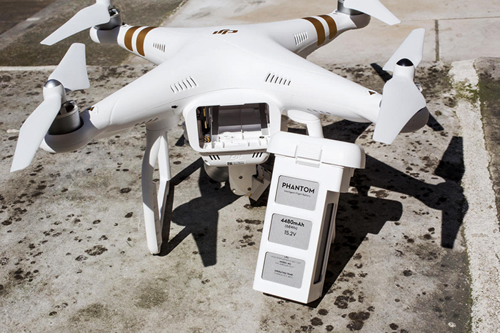 Купить квадрокоптер DJI Phantom 3 Professional с доп. аккумулятором и ...